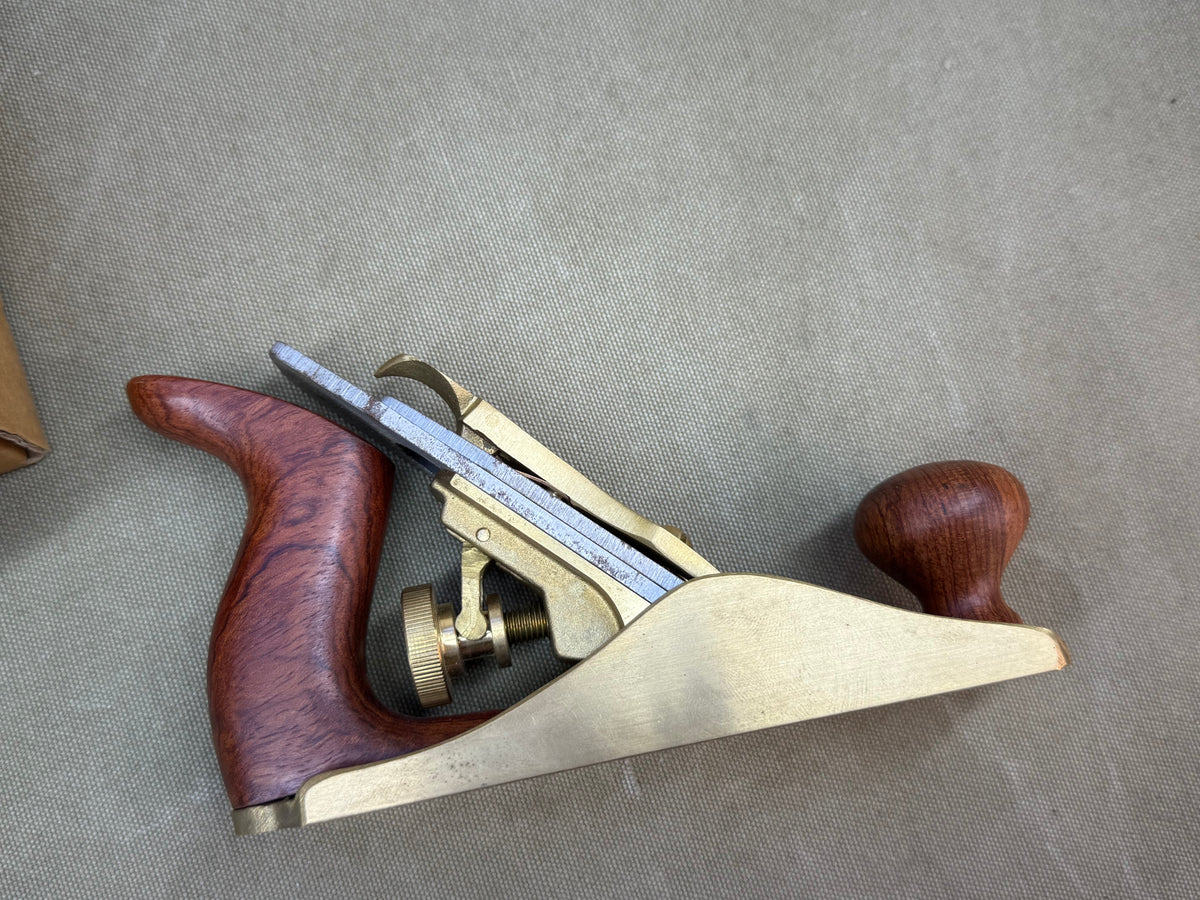 DAKOTA BRONZE NO1 PLANE NEW – Boyshill Tools and Treen
