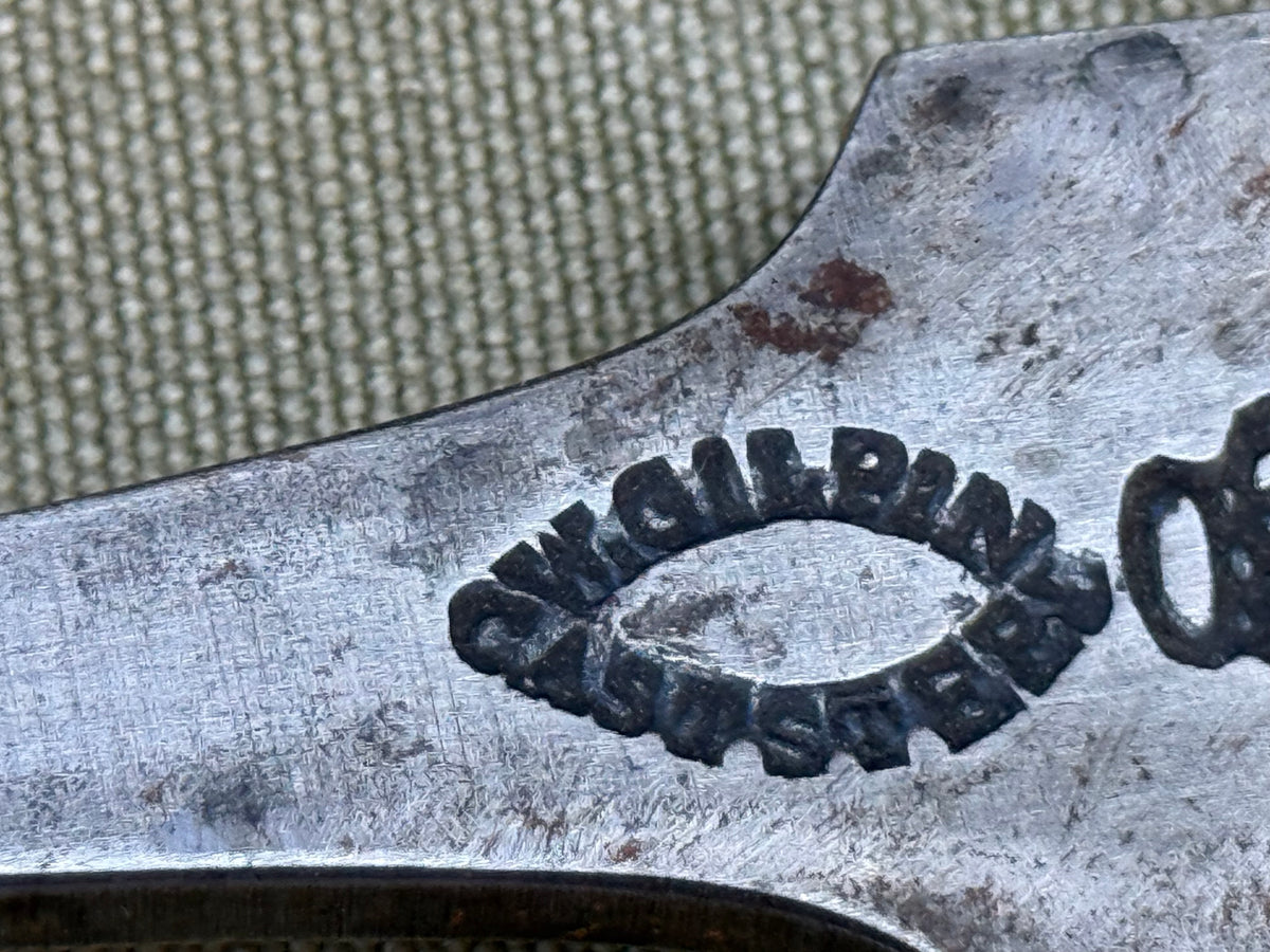 BEAUTIFULLY CARVED HANDLE ON GILPIN CHISEL – Boyshill Tools and Treen